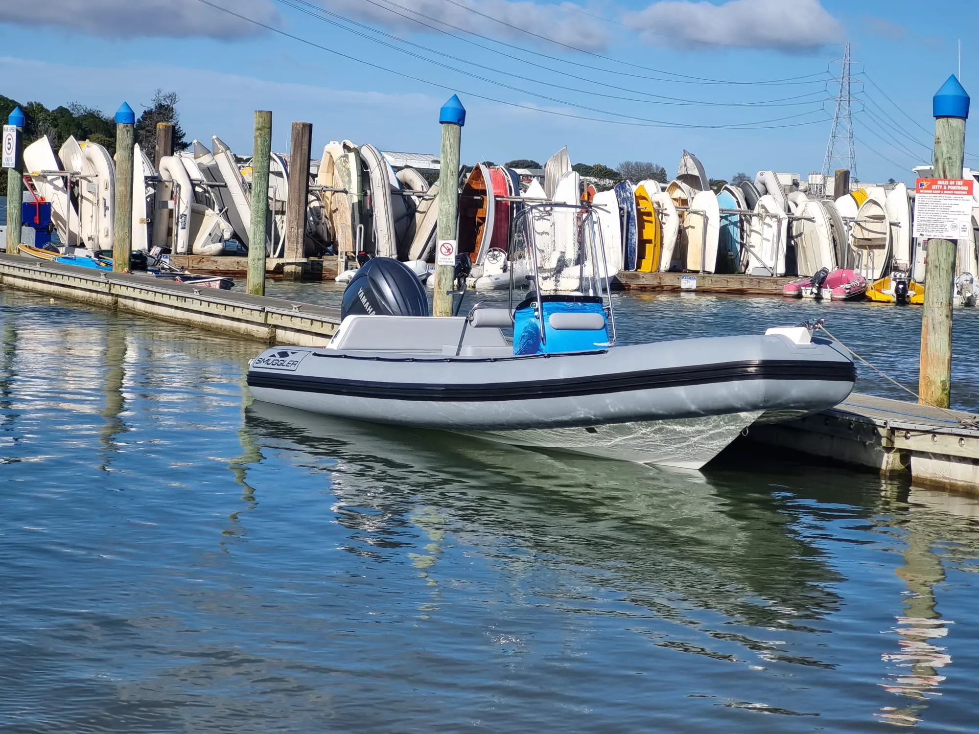 Explore Niue - Smuggler Marine